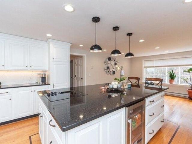 6 bedroom, Marlborough MA 01752 103069450