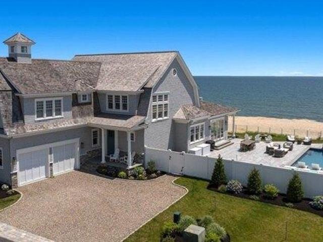 6 bedroom, Mashpee MA 02649 105113367