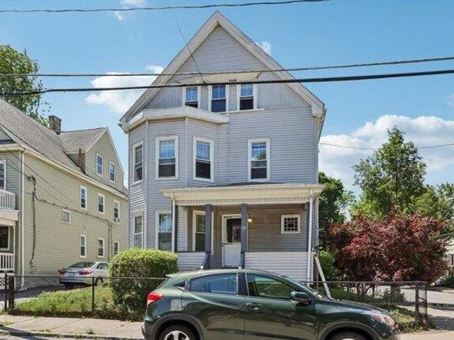6 bedroom, Medford MA 02155 104922051