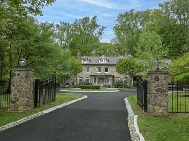 6 bedroom, Mendham Twp. NJ 07945 LS102339318