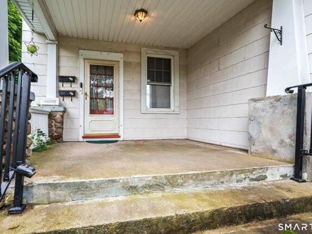 6 bedroom, Meriden CT 06450 105256127