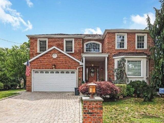 6 bedroom, Merrick NY 11566 104898446
