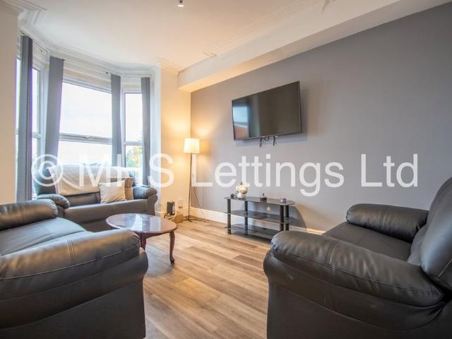 6 Bedroom Mid Terraced House for rent in Ashville View