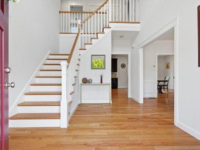 6 bedroom, Milford MA 01757 LS102412292
