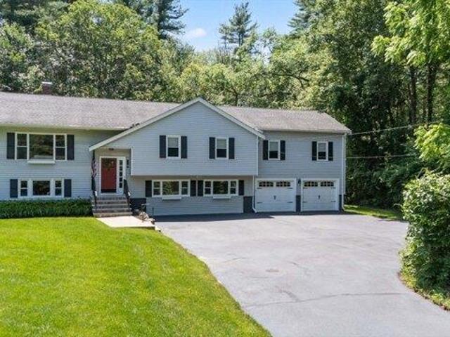 6 bedroom, Norfolk MA 02056 LS102157240
