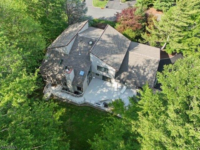 6 bedroom, North Caldwell NJ 07006 105123186