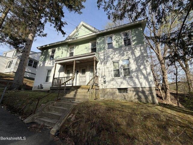 6 bedroom, North Adams MA 01247 102594073