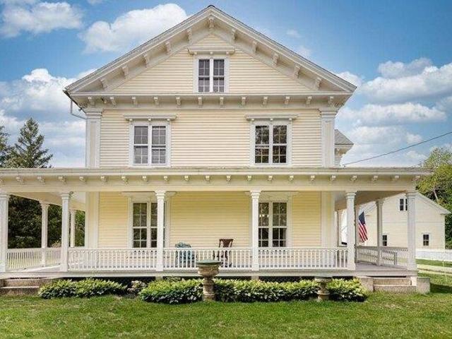 6 bedroom, North Kingstown RI 02852 105080446
