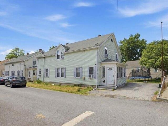 6 bedroom, North Providence RI 02911 104263541