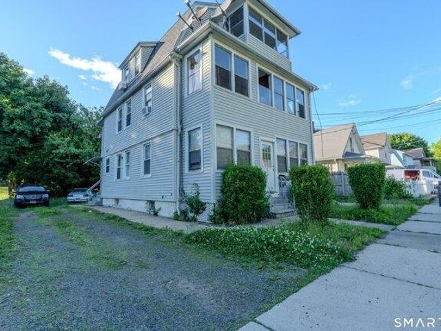 6 bedroom, Naugatuck CT 06770 104650517