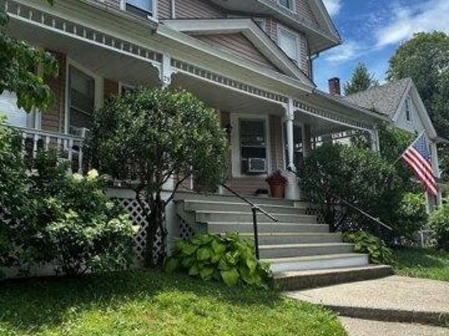 6 bedroom, Naugatuck CT 06770 105173163