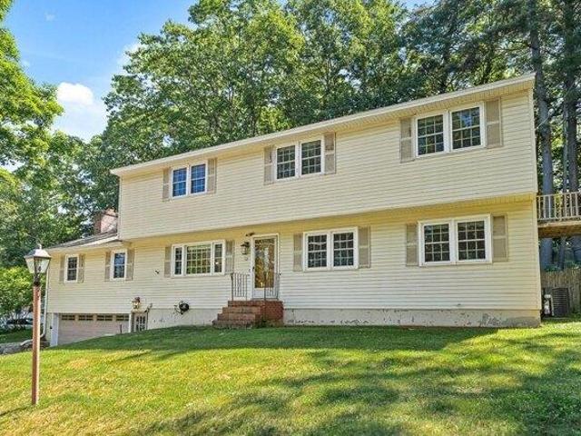 6 bedroom, Nashua NH 03062 104946530