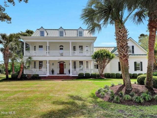 6 bedroom, NC NC LS101586416