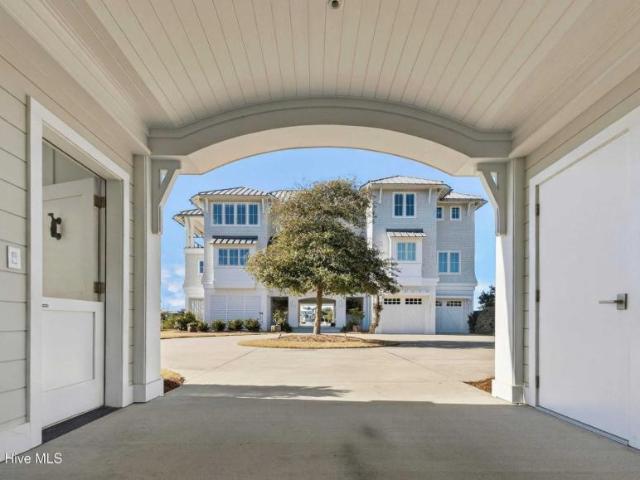 6 bedroom, NC NC LS101341210