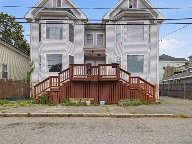 6 bedroom, New Bedford MA 02740 104510437