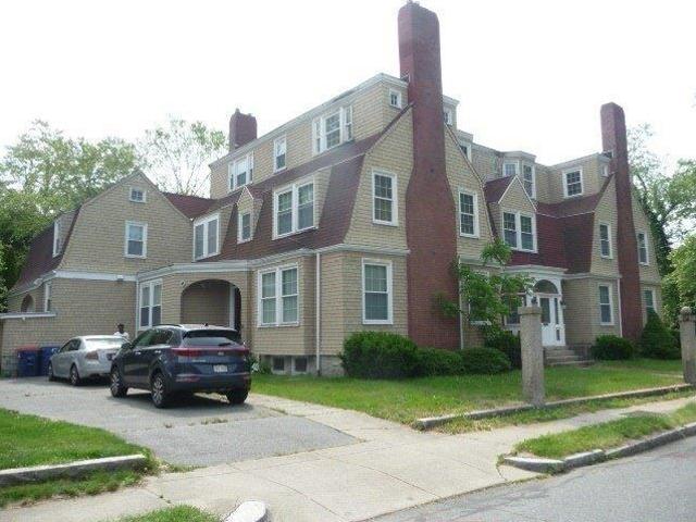 6 bedroom, New Bedford MA 02740 104543480