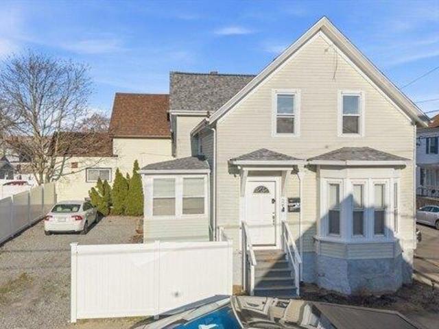6 bedroom, New Bedford MA 02740 102708520