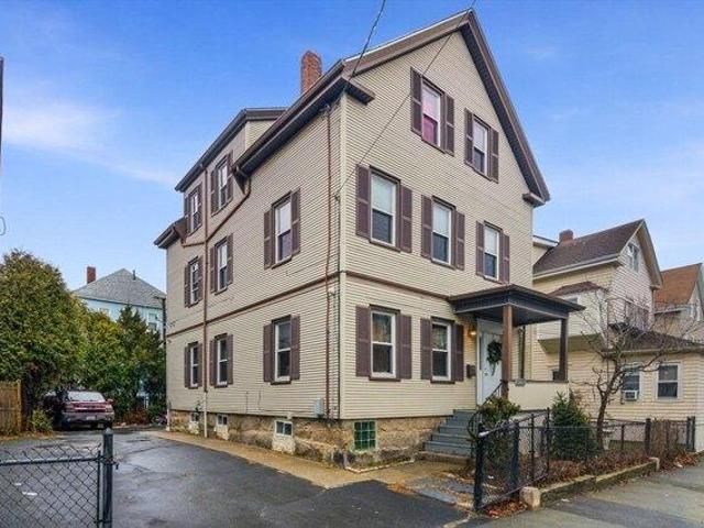 6 bedroom, New Bedford MA 02744 102725413