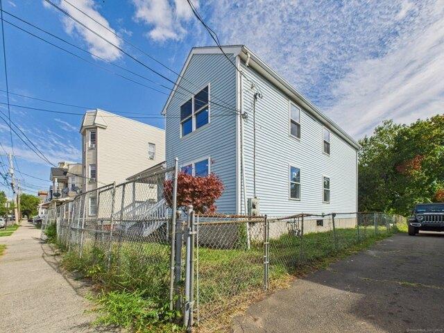6 bedroom, New Haven CT 06519 103069619