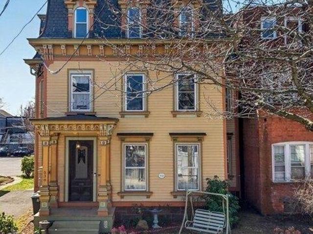 6 bedroom, New Haven CT 06511 102531252