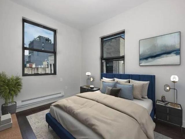 6 bedroom, New York NY 10002 67477130