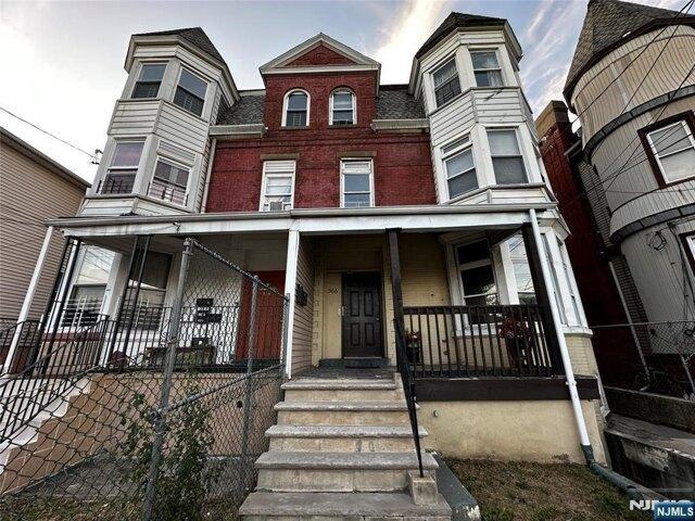 6 bedroom, Newark NJ 07104 102708143