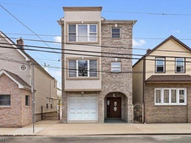 6 bedroom, Newark NJ 07105 102531364