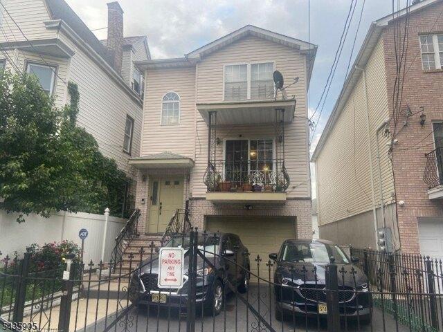 6 bedroom, Newark NJ 07108 104849743