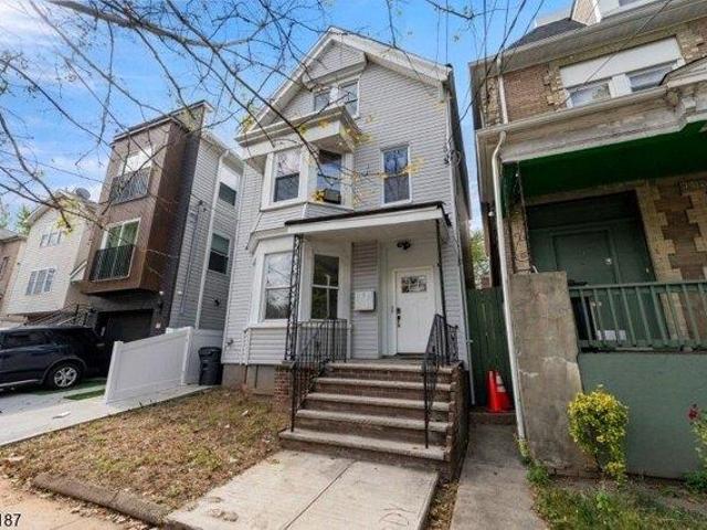 6 bedroom, Newark NJ 07103 104566879