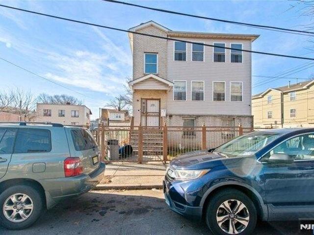 6 bedroom, Newark NJ 07112 104407748