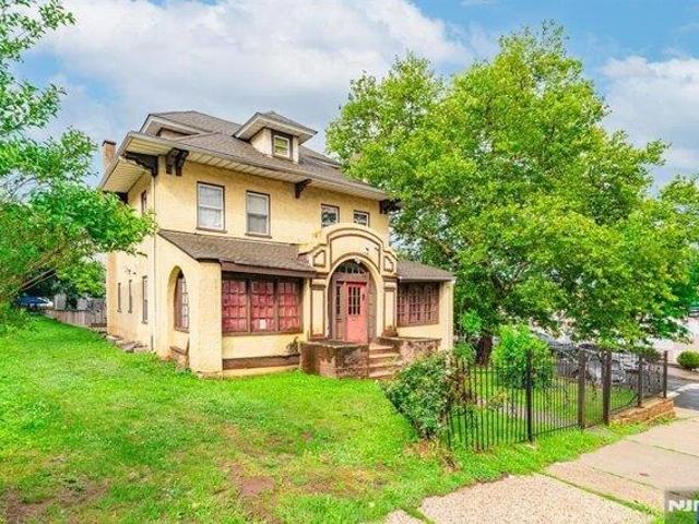 6 bedroom, Newark NJ 07112 105159692