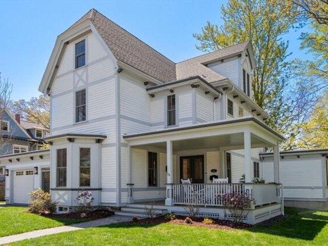 6 bedroom, Newton MA 02465 LS103033949