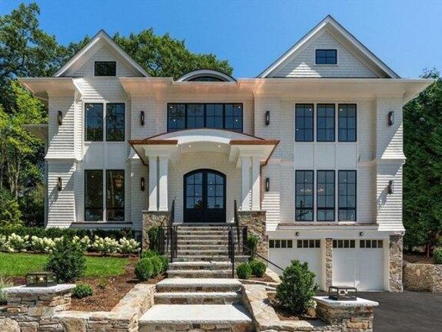 6 bedroom, Newton MA 02465 104850599