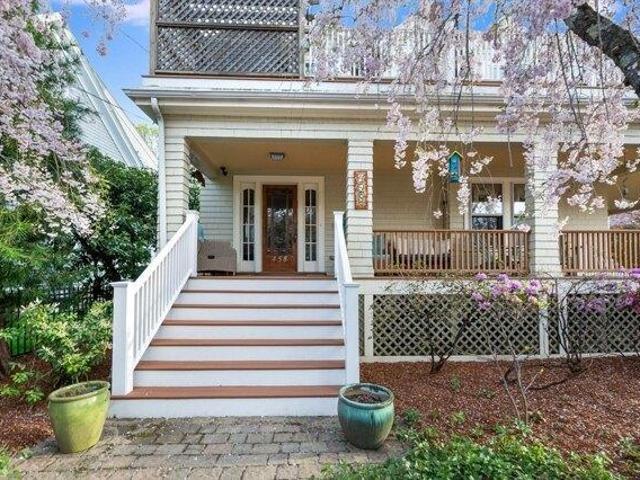 6 bedroom, Newton MA 02468 103073656