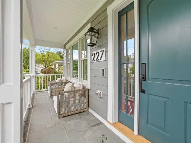 6 bedroom, NY NY LS102752832