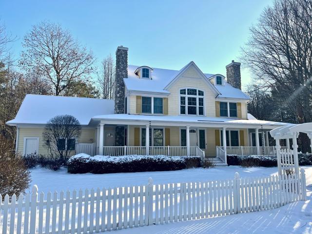 6 bedroom, South Haven MI 49090 86446265