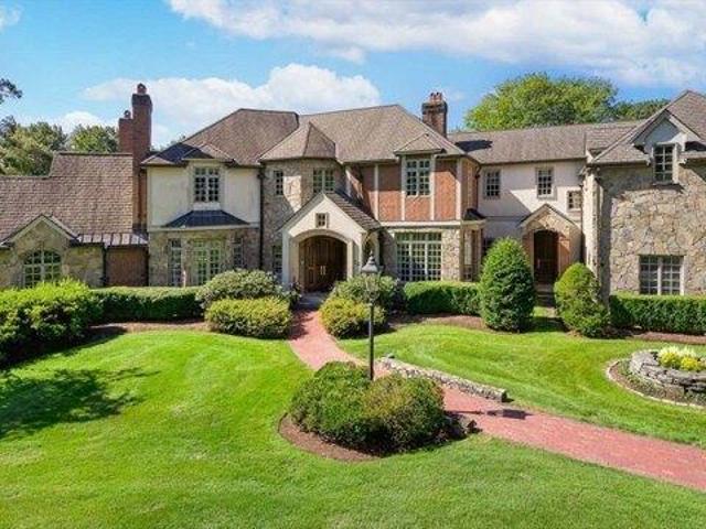 6 bedroom, Southborough MA 01772 104510565