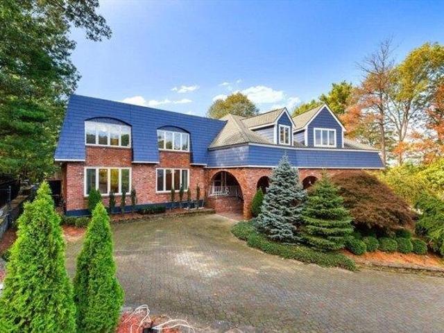 6 bedroom, Saugus MA 01906 LS101799826