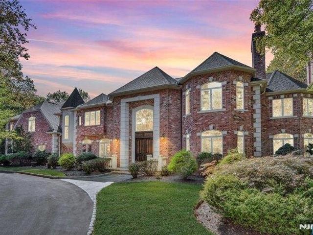 6 bedroom, Saddle River NJ 07458 102258809