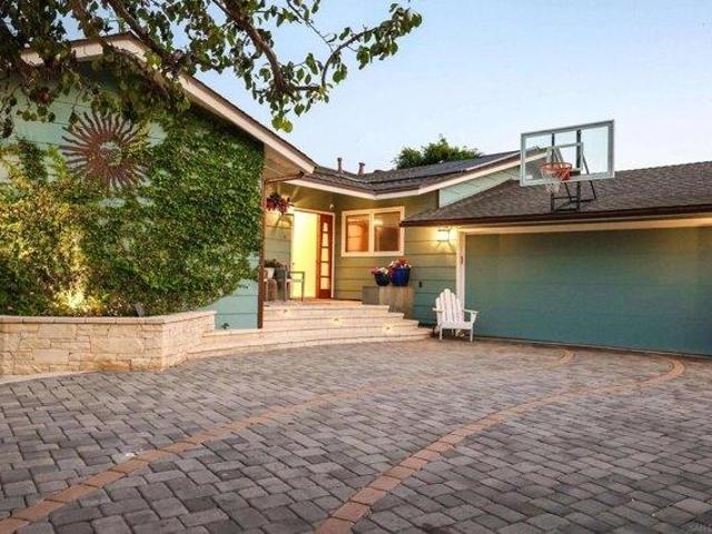 6 bedroom, San Diego CA 92106 LS96826087