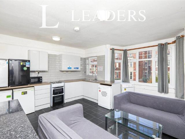 6 bedroom semi detached to rent Gedling Grove, Nottingham, Nottinghamshire, NG7