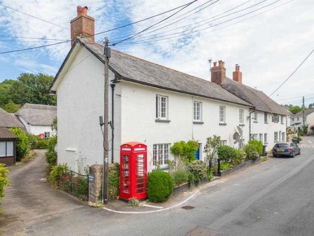 6 Bedroom Semi Detached House