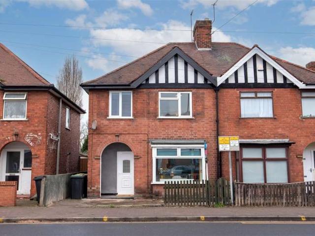 6 Bedroom Semi Detached House