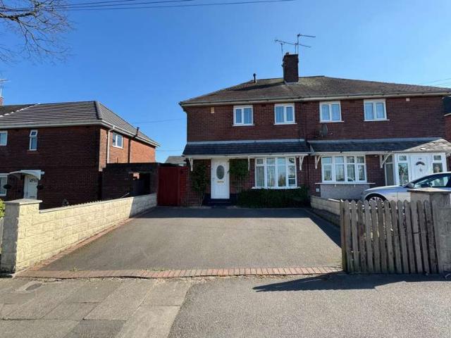 6 Bedroom Semi Detached House