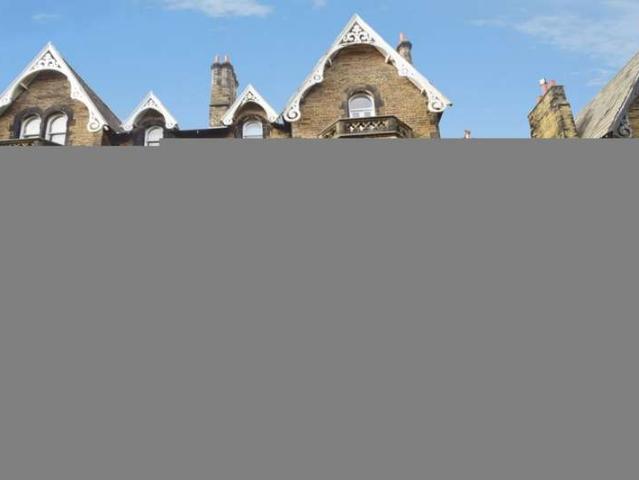 6 Bedroom Semi Detached House