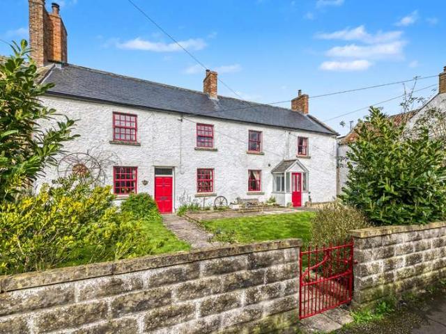 6 Bedroom Semi Detached House