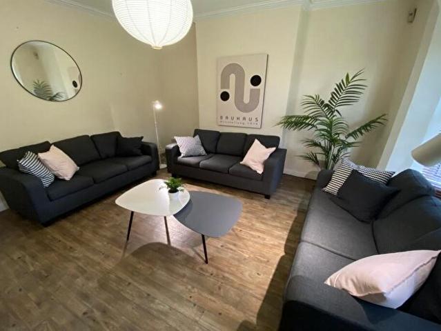 6 Bedroom Semi Detached House To Rent In Broadgate, Beeston, NG9