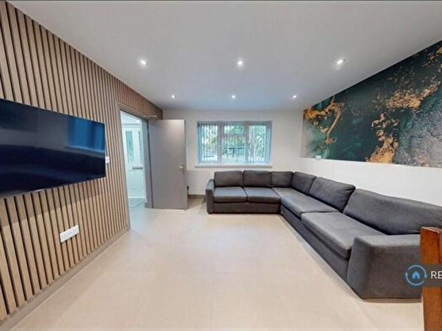 6 Bedroom Semi Detached House To Rent In Kirby Corner Road, Coventry, CV4