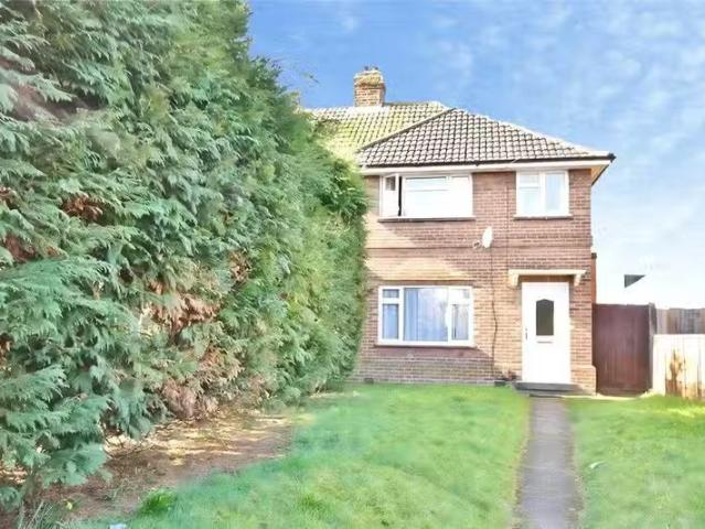 6 bedroom Semi Detached House to rent, Kingsley Avenue, Englef.