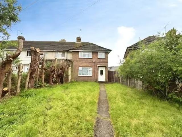 6 bedroom Semi Detached House to rent, Kingsley Avenue, Englef.